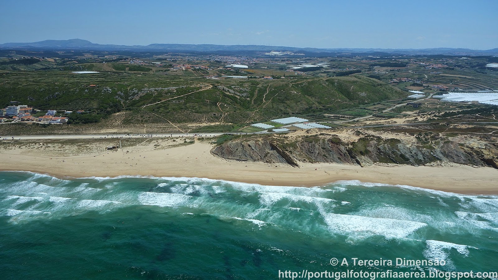 A Terceira Dimensão: Praia de Santa Rita