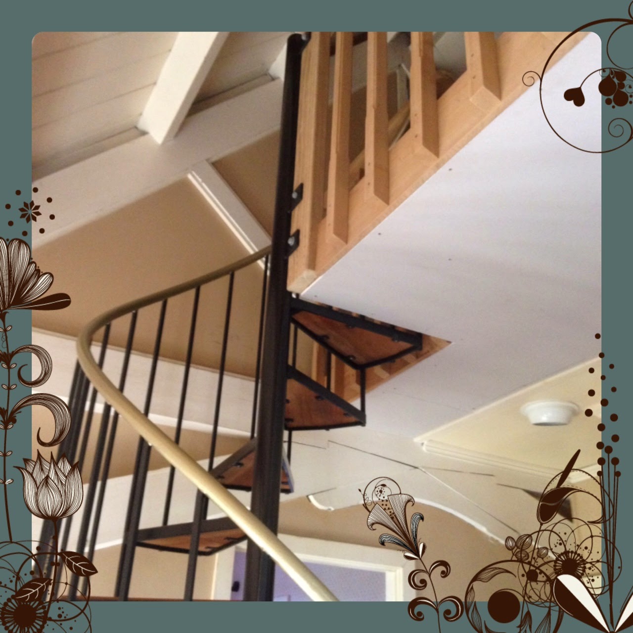 Reconstructed Fabulousness: Spiraling Stairs, Some Queens And Many ...