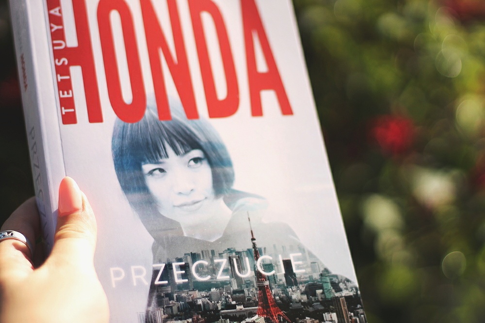 Tetsuya Honda - Przeczucie - Z nosem w książkach