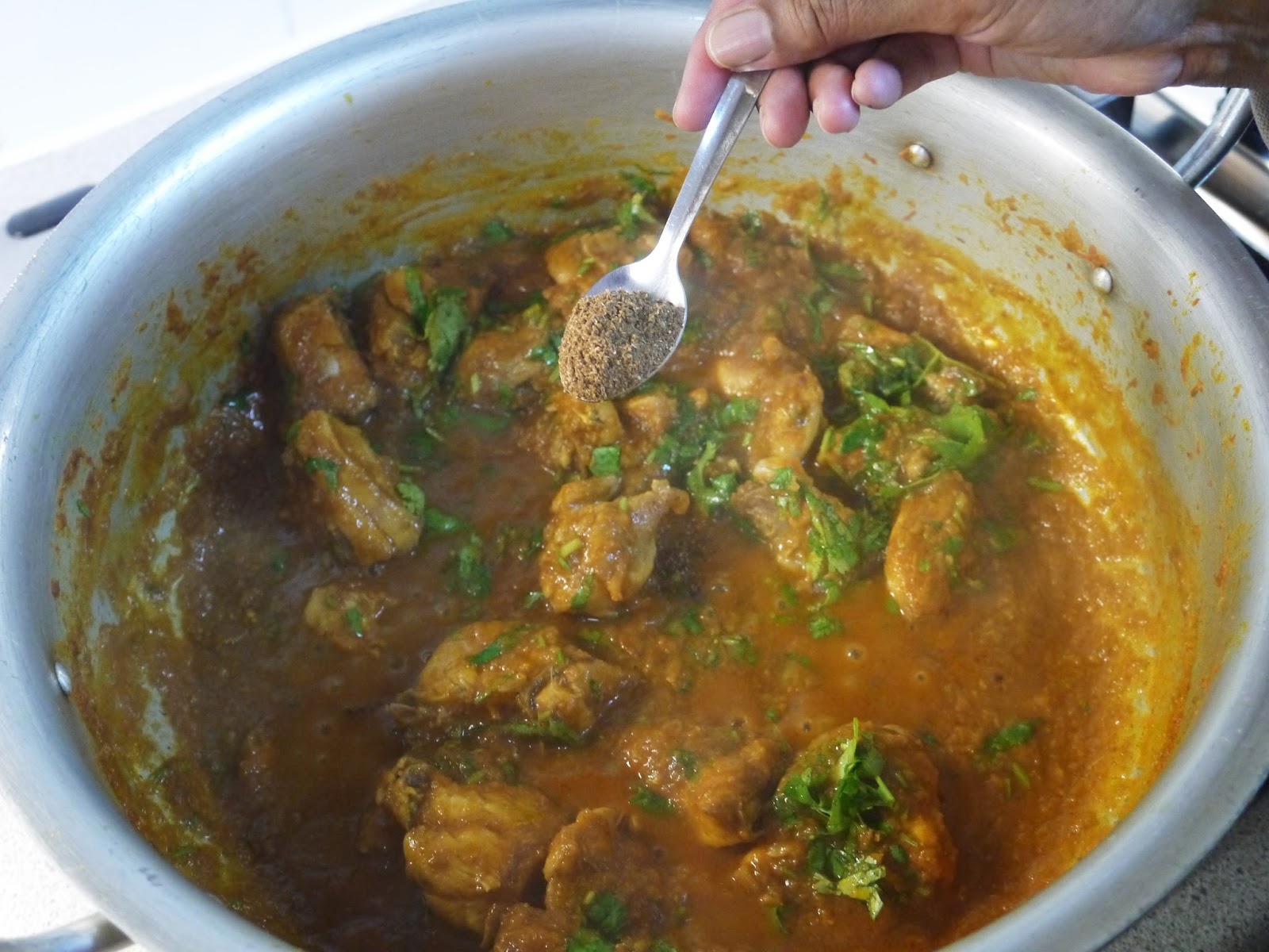 This Muslim Girl Bakes: Our House Pakistani Chicken Curry.