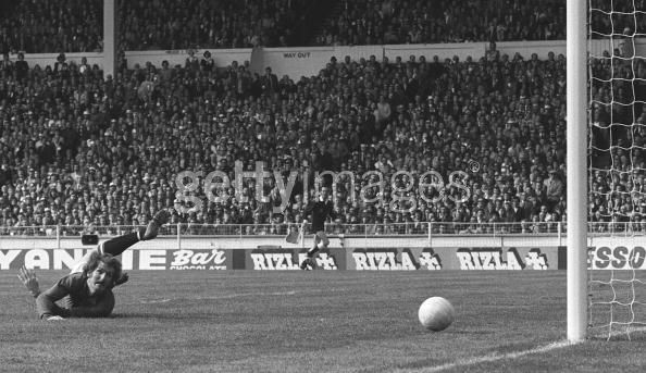 THE HISTORY OF GOAL NETS: Off the stanchions at Wembley - Bobby Stokes