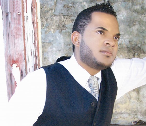 TestigoUno: Alex Matos feliz por despegue de su carrera