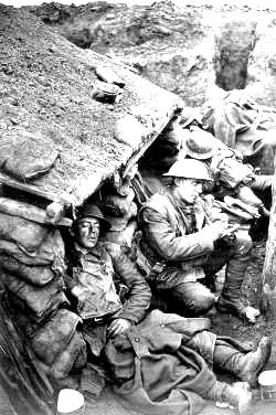 HISTÓRIA POR IMAGEM: O SUBMUNDO DAS TRINCHEIRAS