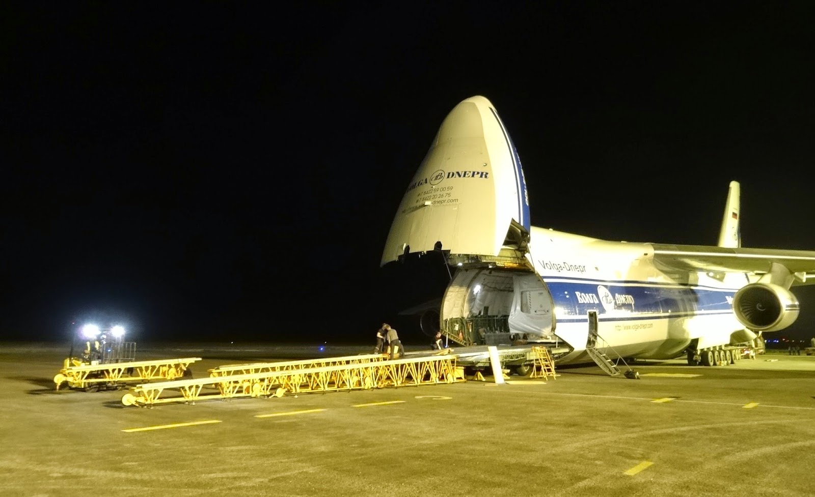 MSG-4 Launch Campaign: (C2) Unloading and transport from Cayenne ...