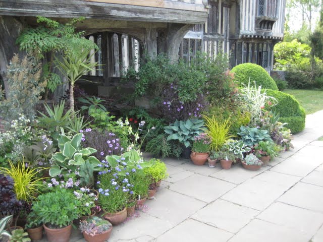 The Gardener's Eye: Keeping the Great in Dixter