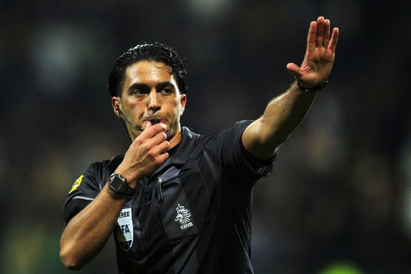 Beritaharianku.blogspot.com: EKSPRESI WASIT DENGAN PELUIT NYA.... DI ...