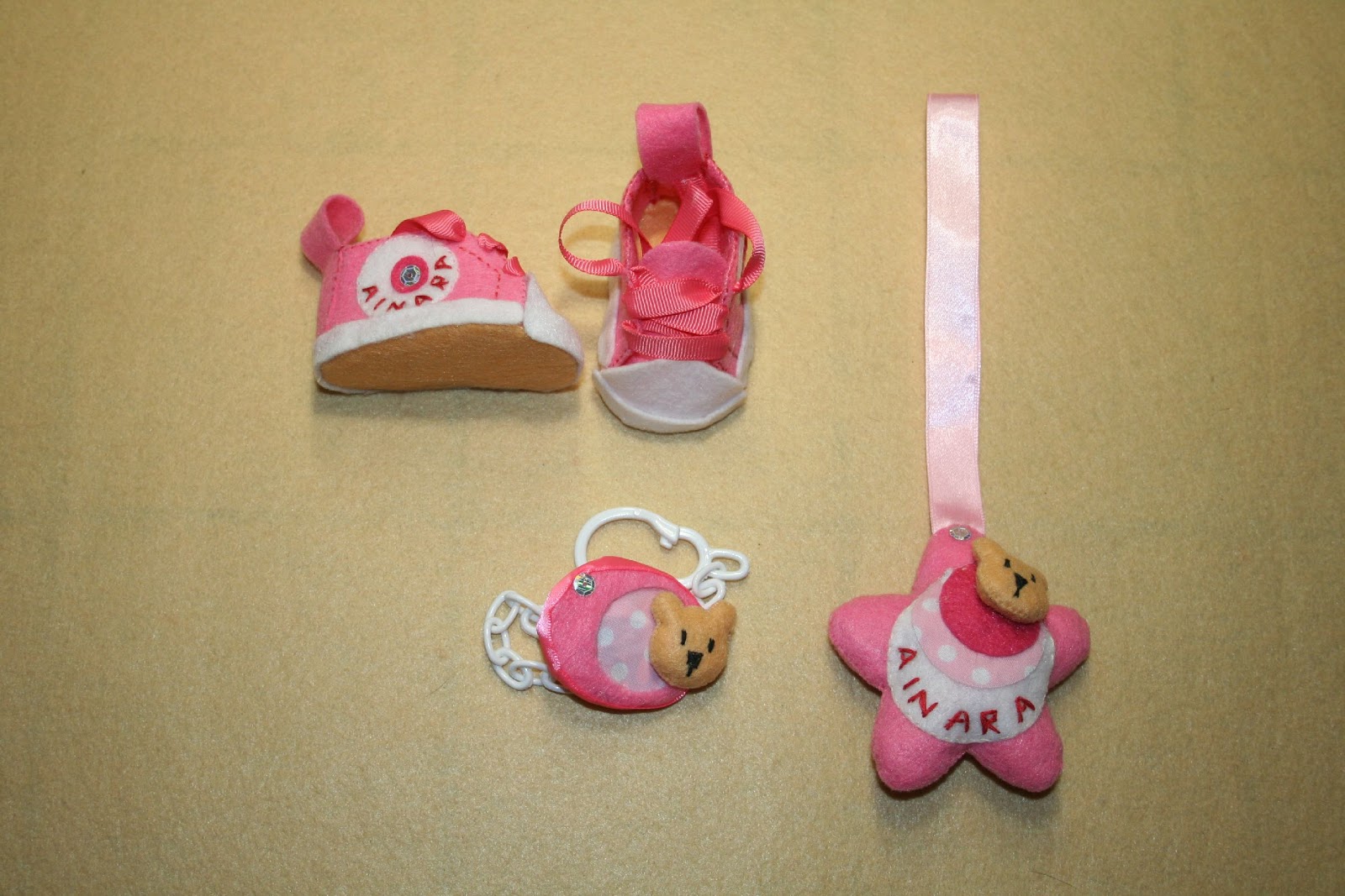 MANUALIDADES MGUAYMAR, DETALLES ESPECIALES: COSAS PARA BEBES