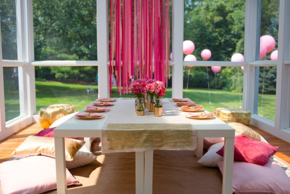 Una mesa en tonos rosas | Decoración
