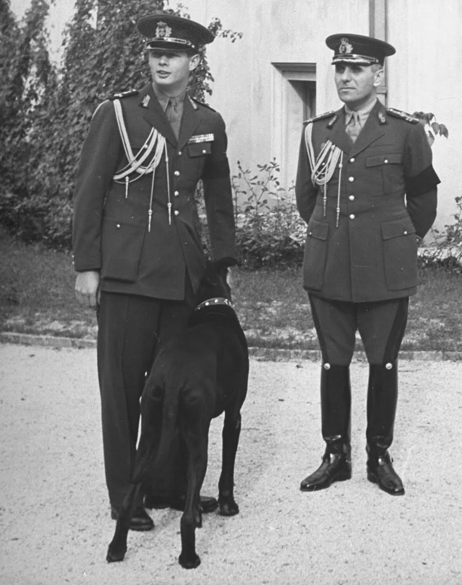 Turist în București: Regele Mihai I al României - 91 de ani