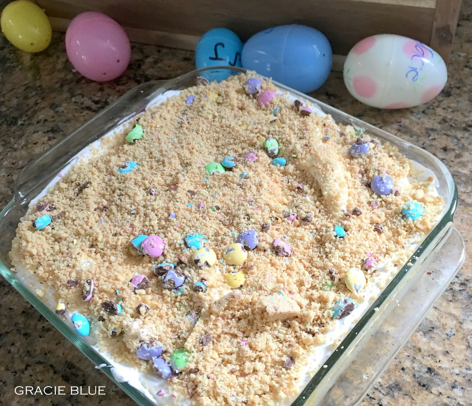 Gracie Blue : Easiest Easter Dessert {No Bake Golden Oreo Cake}