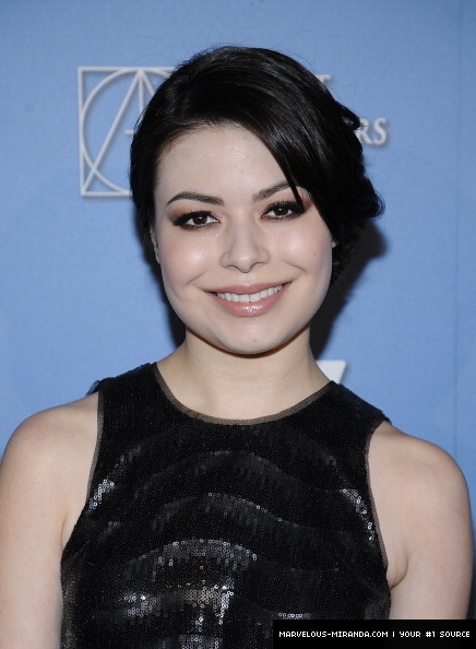 Miranda no "16th Annual Art Directors Guild Awards" | Miranda Cosgrove ON