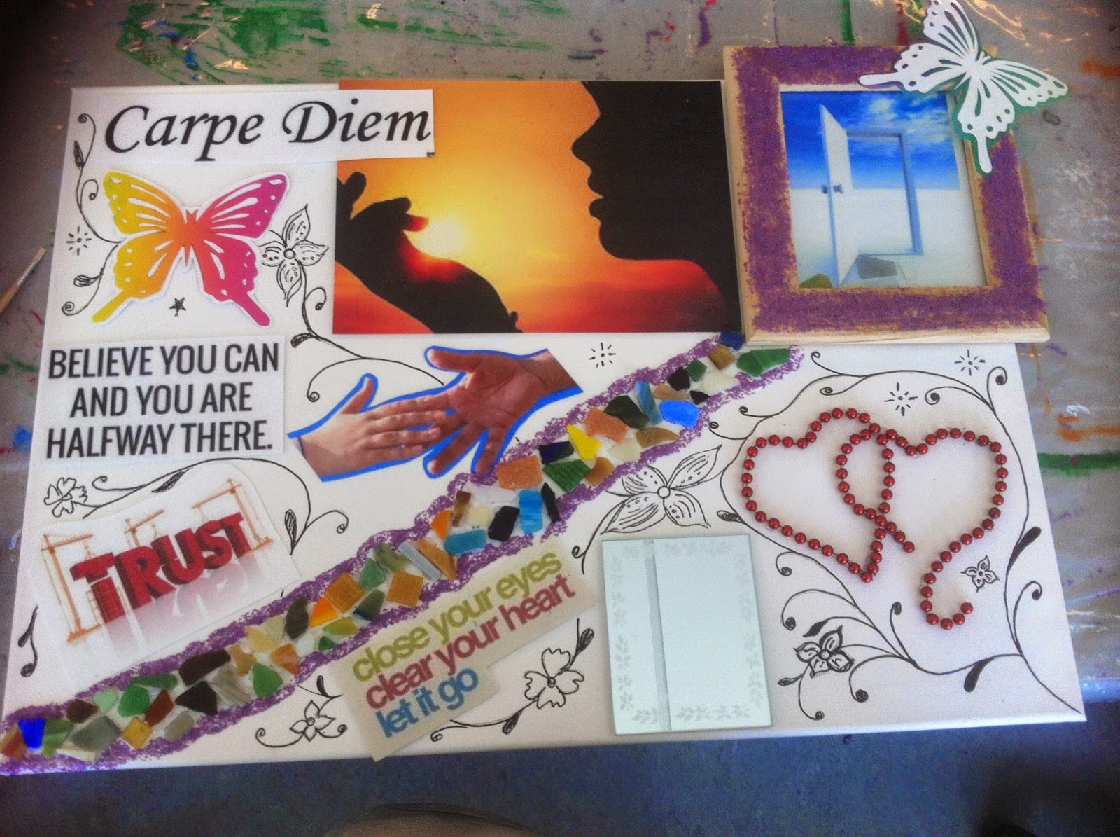 Ulla Persson Henriksen: Experimenterende Billedekunst