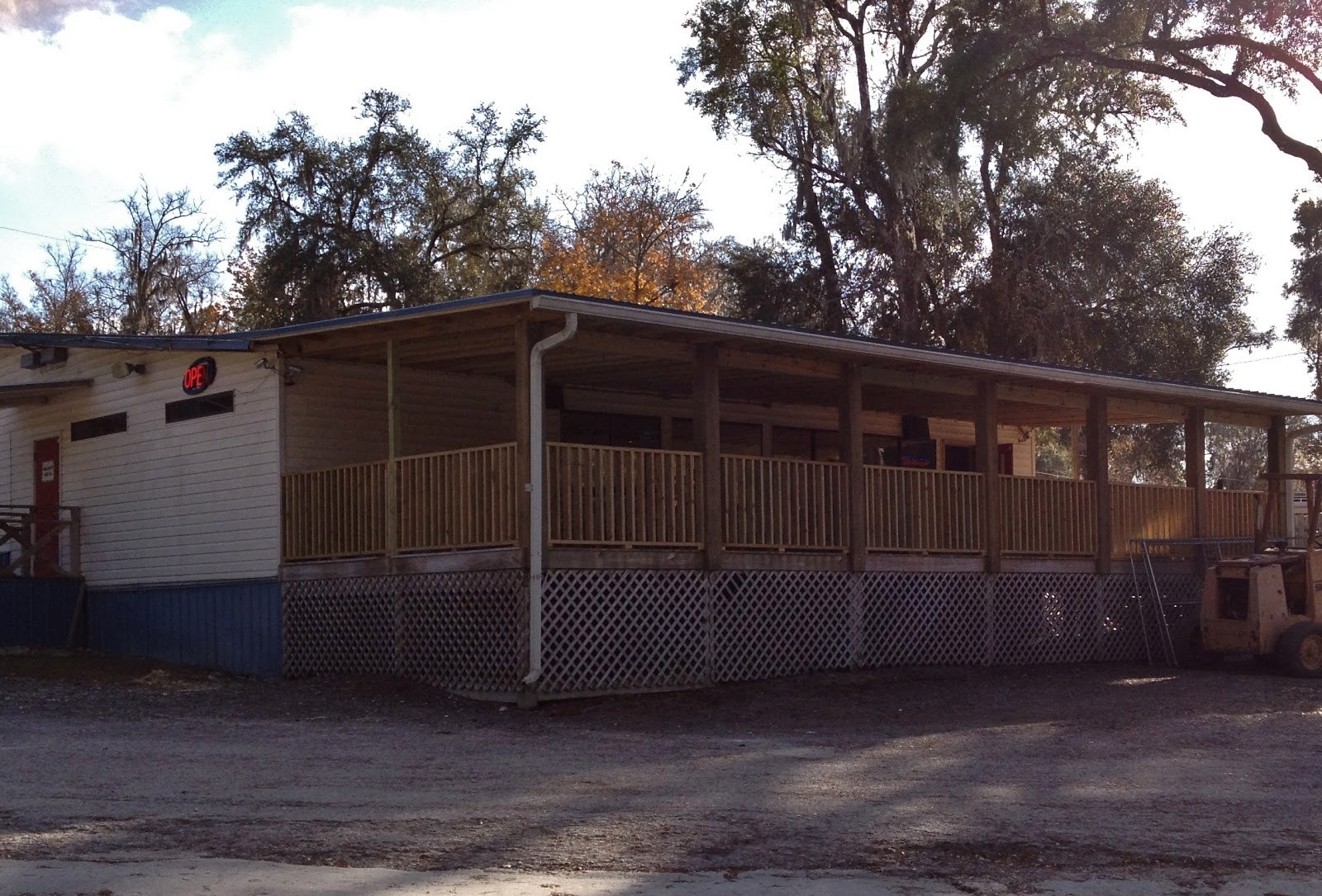 Ellie Rays RV Resort and Lounge