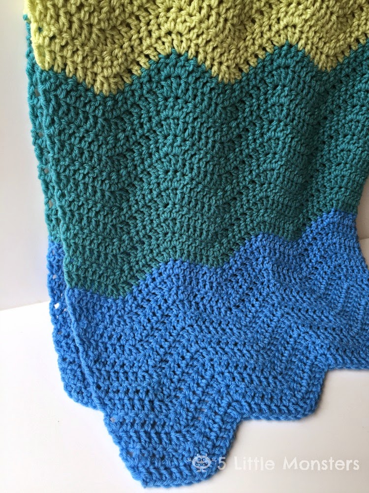 5 Little Monsters: Colorblock Crocheted Ripple Baby Blanket