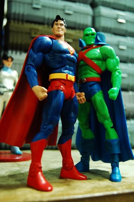 Joint Junkie: DCUC Martian Manhunter