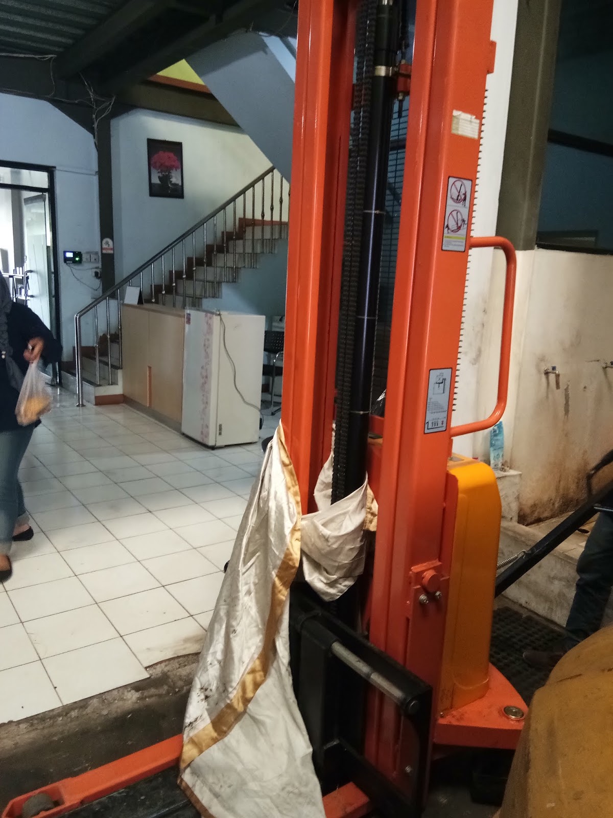 Jual Forklift ,Alat Berat,stacker