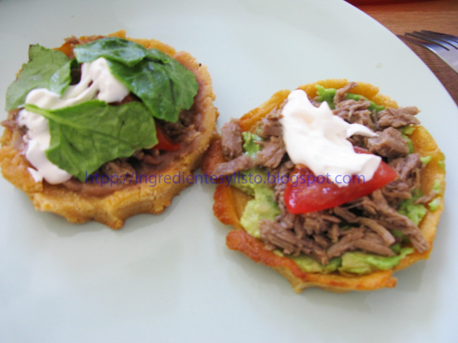 Ingredientes y ¡Listo!: Sopes de Carne Deshebrada