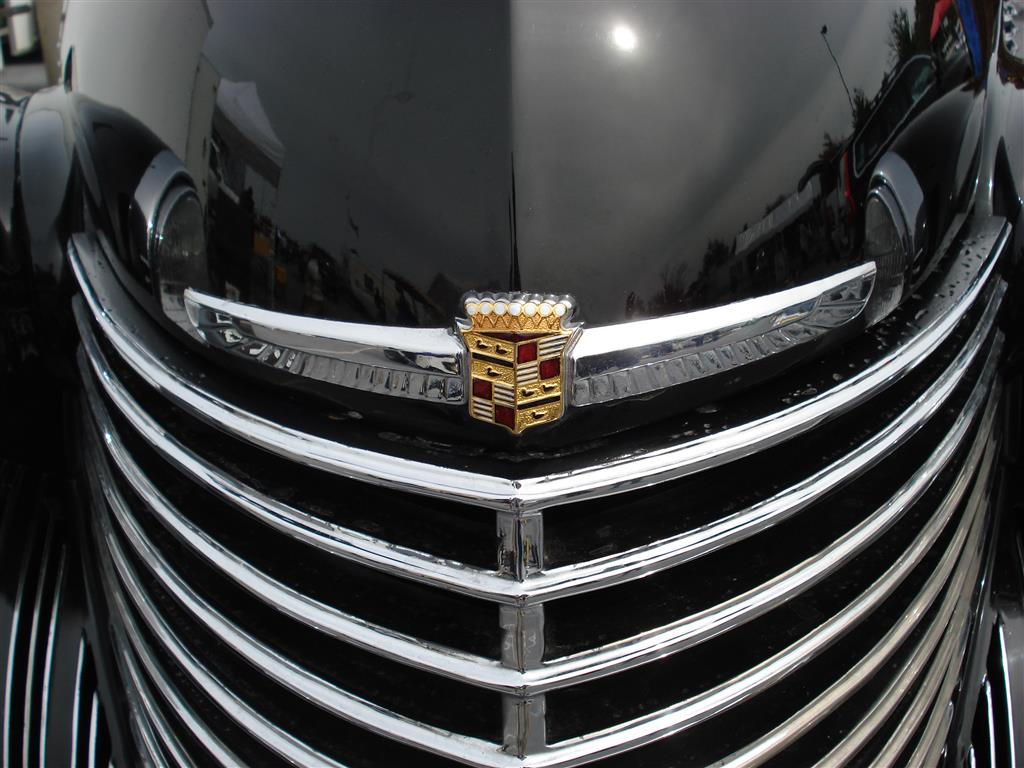 American Auto Emblems: CADILLAC