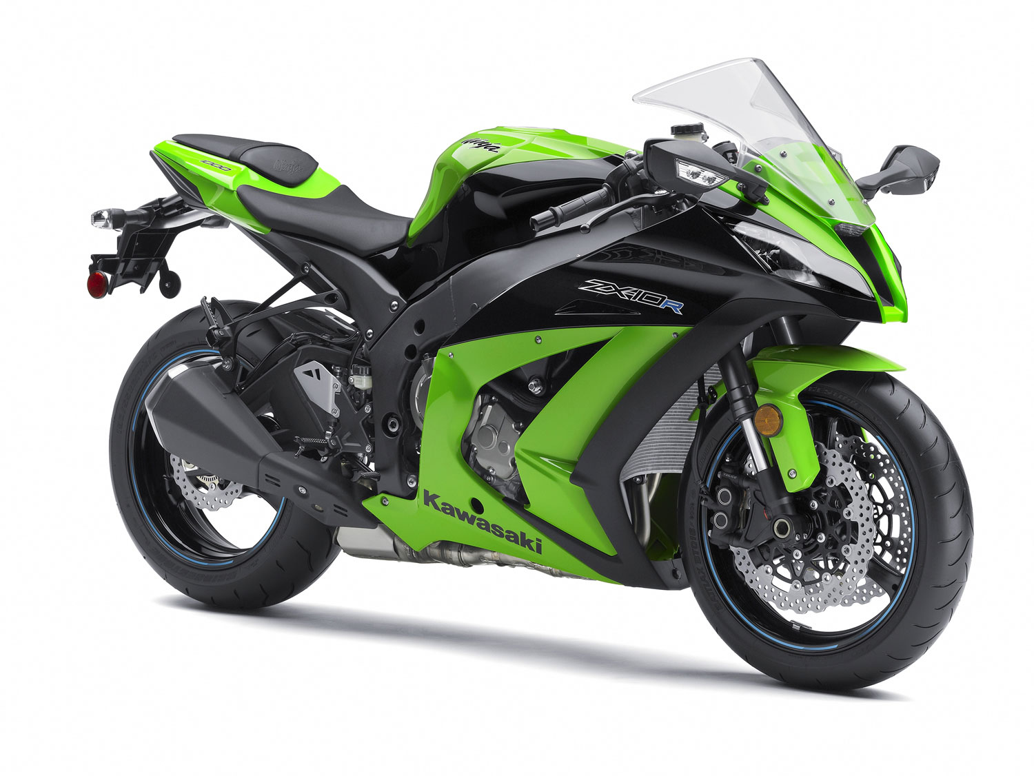Pequeno comparativo entre as esportivas Kawasaki ZX-10R, BMW S 1000RR e ...