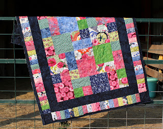 Jackie's Quilting: Fringe Quilt