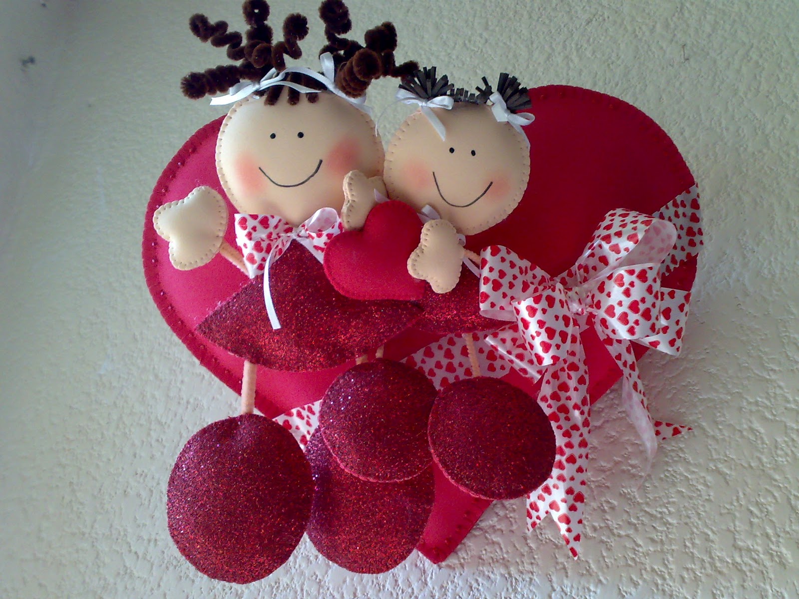 CREACIONES LUZMA: Corazones de fomi