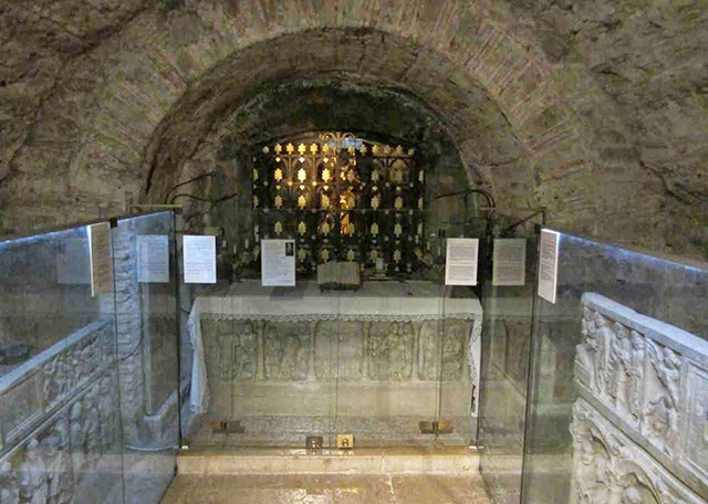 Εικόνες: Τα λείψανα της Μαρίας της Μαγδαληνής εκτίθενται στη Γαλλία