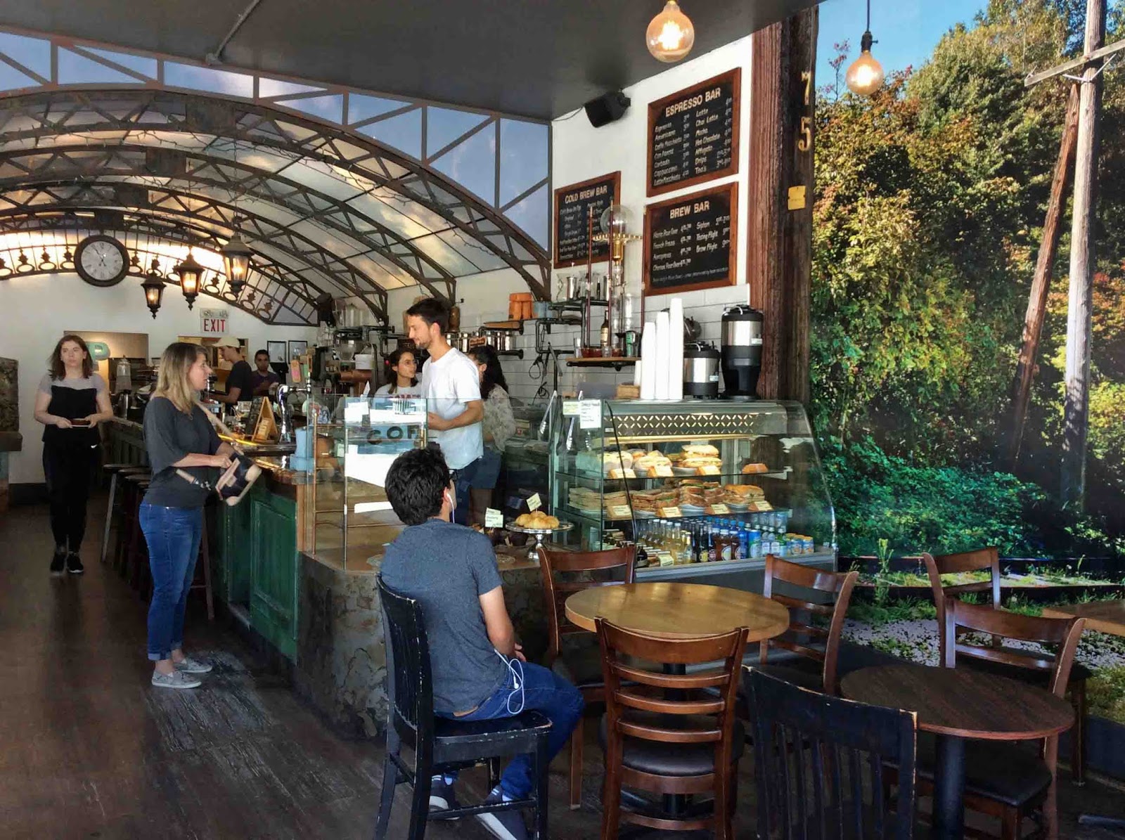 The Alien Next Door: Vancouver Coffee Marathon—Four Coffee Shops in ...