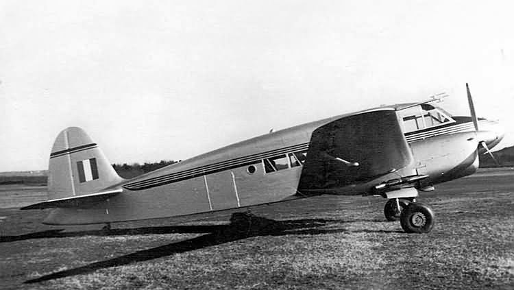 nhungdoicanh: SIAI-Marchetti SM-102