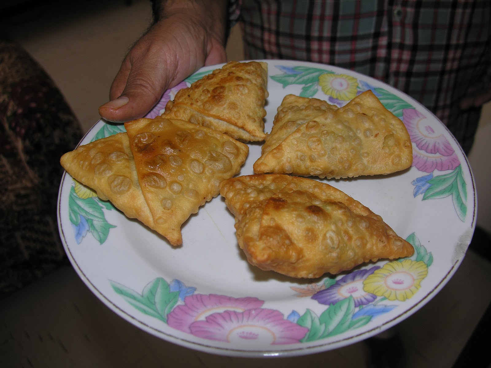 With Love from Mom's Kitchen: Baked Samosas( less oily, low calory snack)