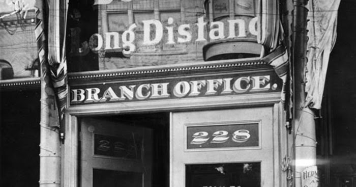 The First Telephone Pay Station in Los Angeles, 1899 ~ Vintage Everyday
