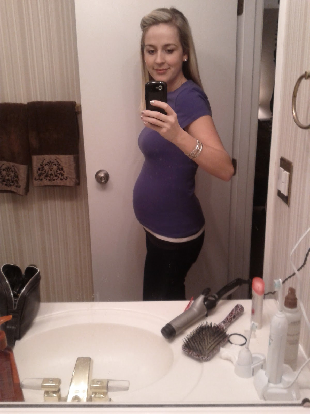 In this JOYFUL life: Woah belly! In this JOYFUL life: Woah belly!