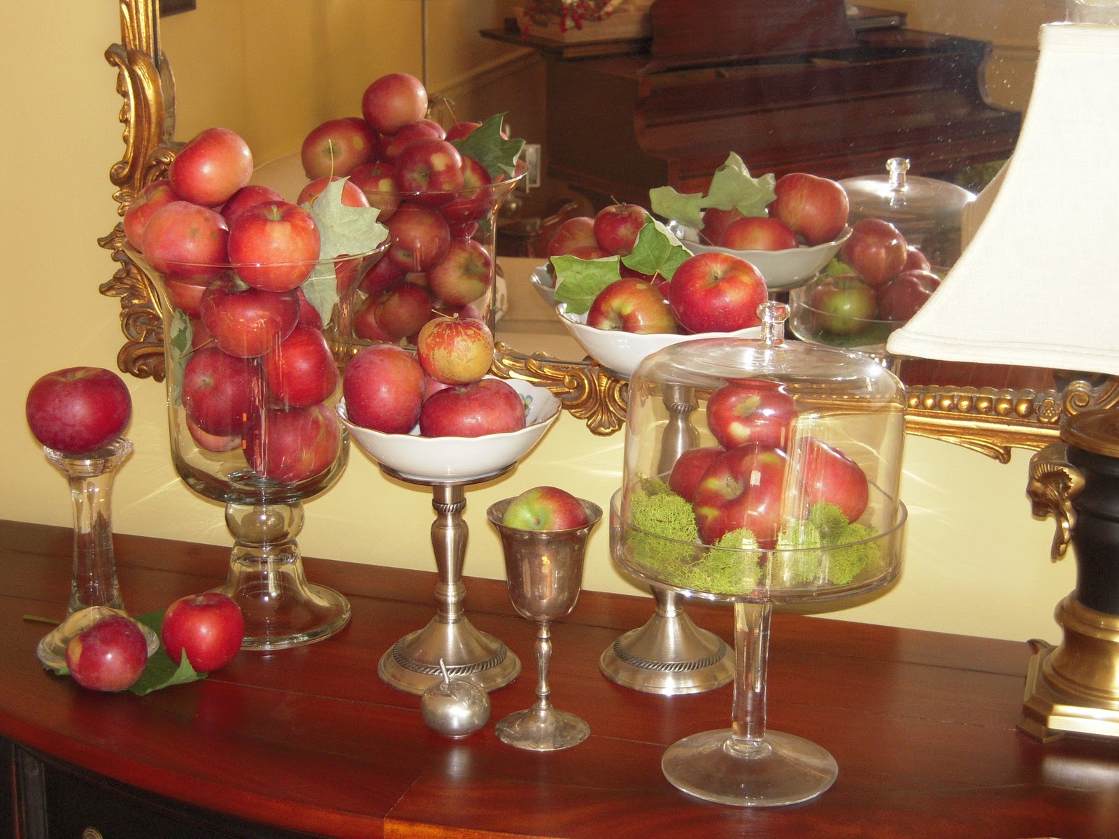 The House and Garden: It's all about decorating with apples