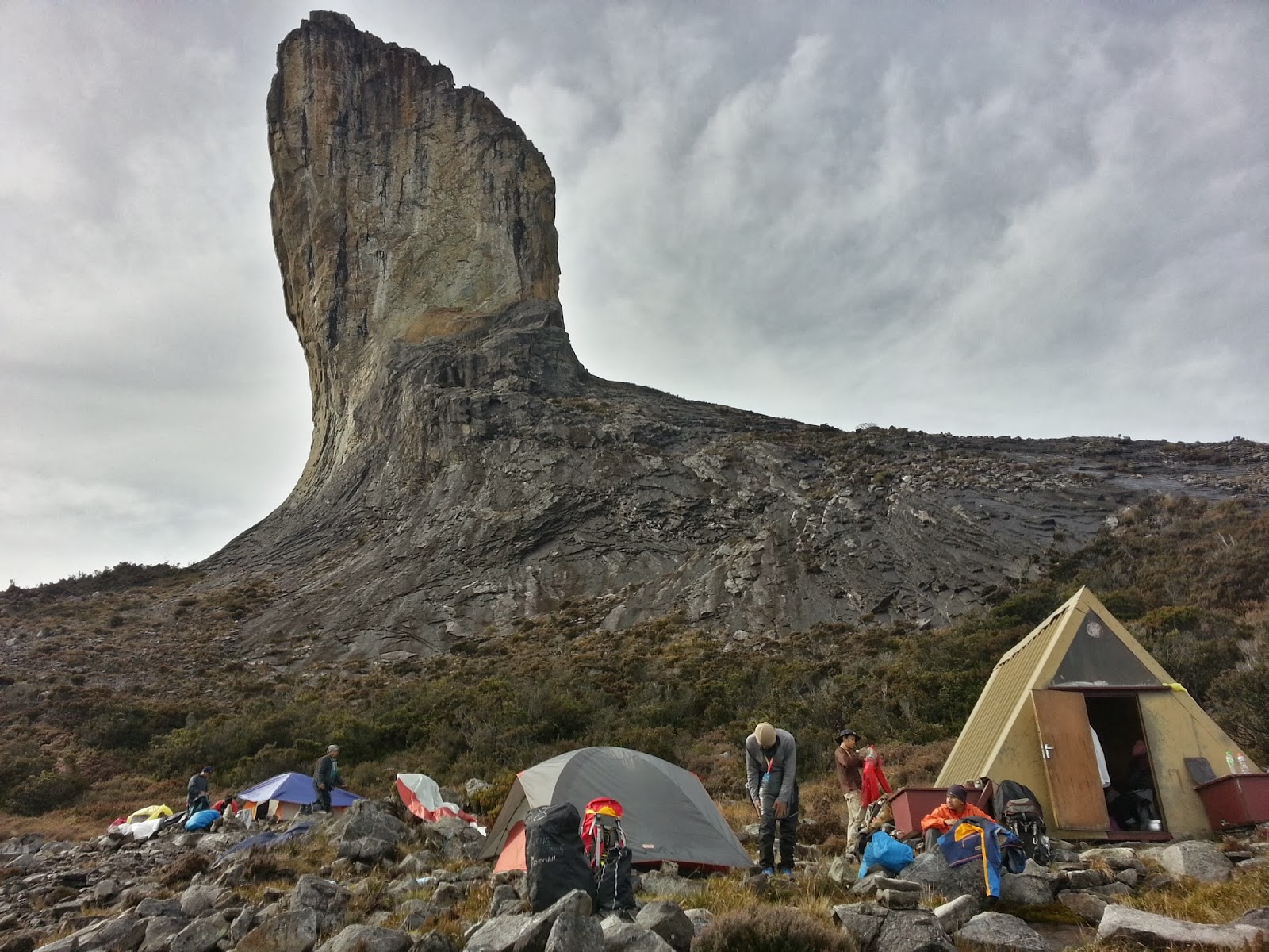Geng Jabal Qof: Pendakian Gunung Kinabalu - Ekspedisi Gurkha Hut ...