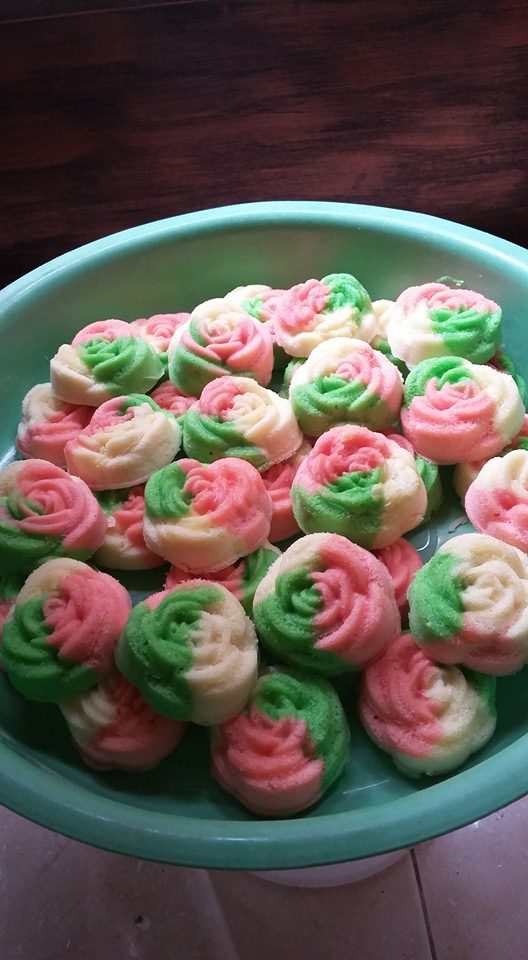 Resep Apem Pelangi Kukus Enak dan Empuk - Kue Praktis