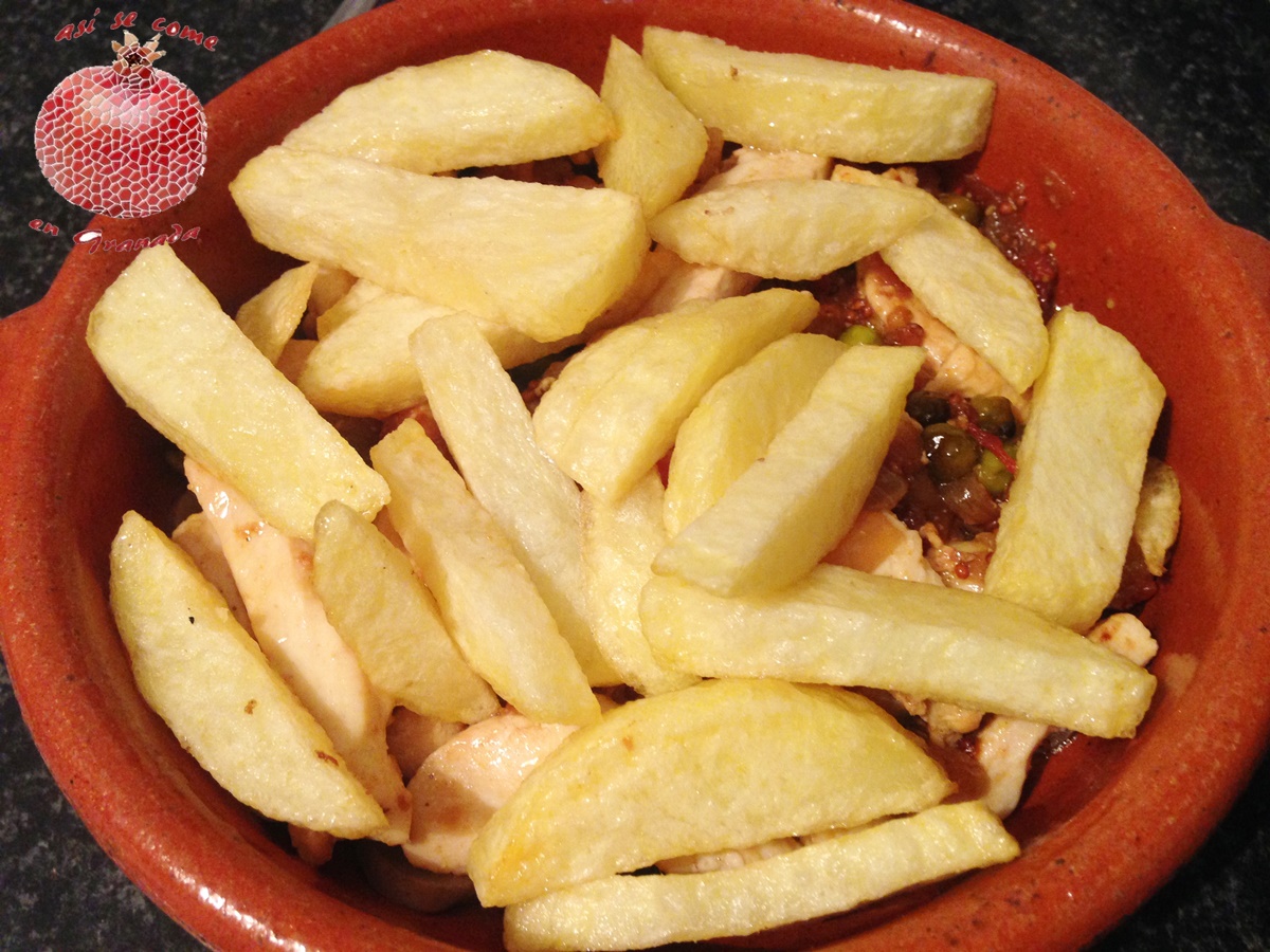 Así se come en Granada.: Guiso de pollo