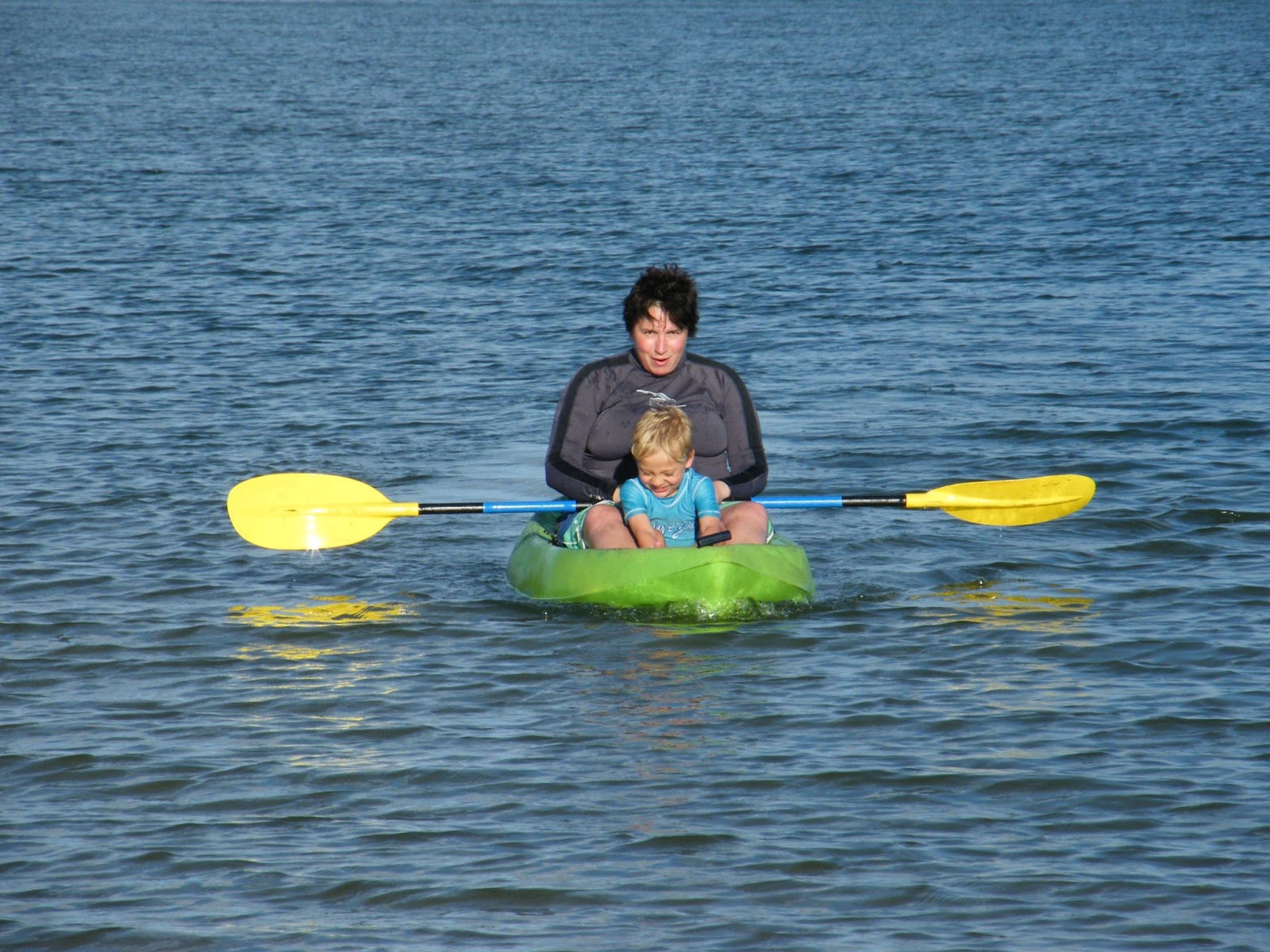 BJ and Noelle Travel Oz : Boondooma Dam - Inskip Point Queensland