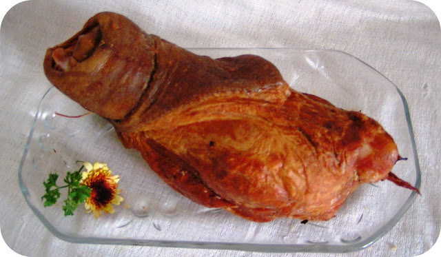 PASIUNI: RĂCITURI DIN CIOLAN DE PORC AFUMAT