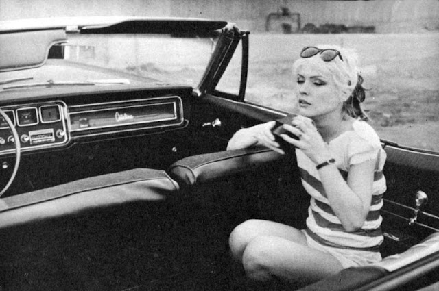 Vintage Photographs of Debbie Harry Posing With Her Damn Cool Cars From ...