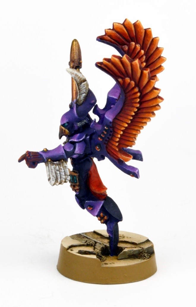 Up front and personal with the NOCF Alaitoc Eldar - Faeit 212