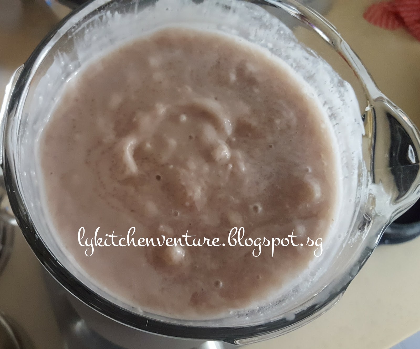 LY's Kitchen Ventures: Yam Paste With Gingko Nuts (Orh Nee 银杏芋泥）