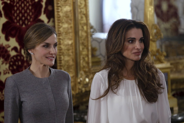 Queen Rania and Queen Letizia visit a Molecular Biology Centre