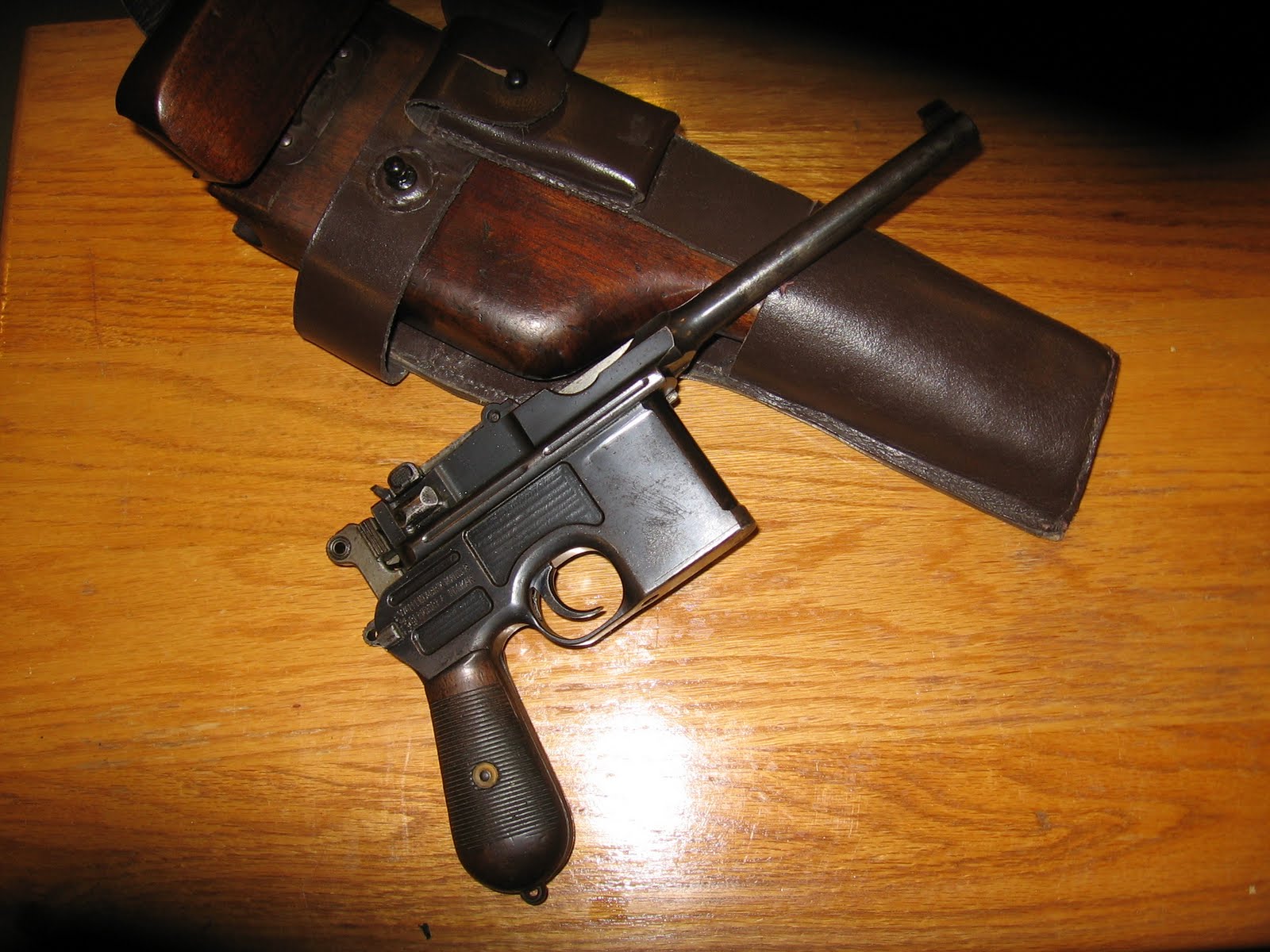 Old School Guns: Mauser Model C96