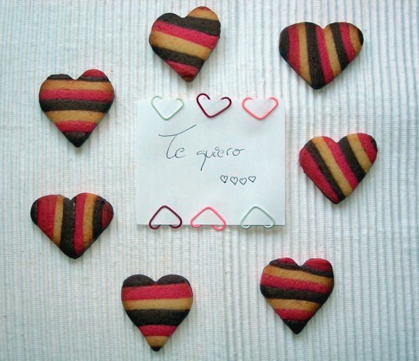 Galletas de corazón de listas (neapolitan heart cookies) - Magdalenas ...