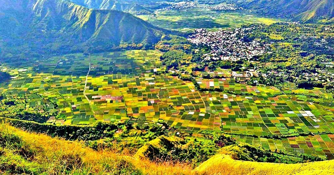 LOMBOK TOUR & TRAVEL PARTNER: Bukit Pergasingan-Sembalun-Lombok