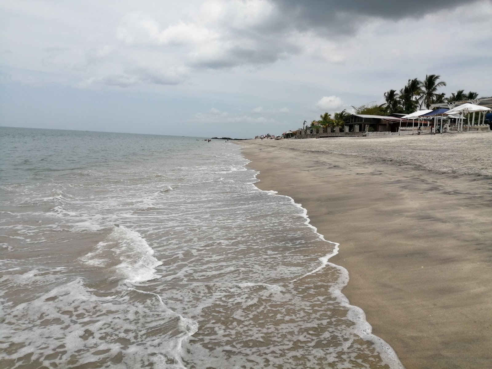 Turisteando con Alex: Playa Pipa´s Beach. Farallón, Panamá