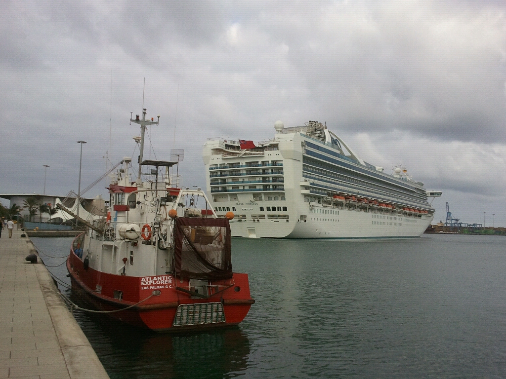 Turismo de Cruceros en Gran Canaria: El Barco Crucero Grand Princess de ...