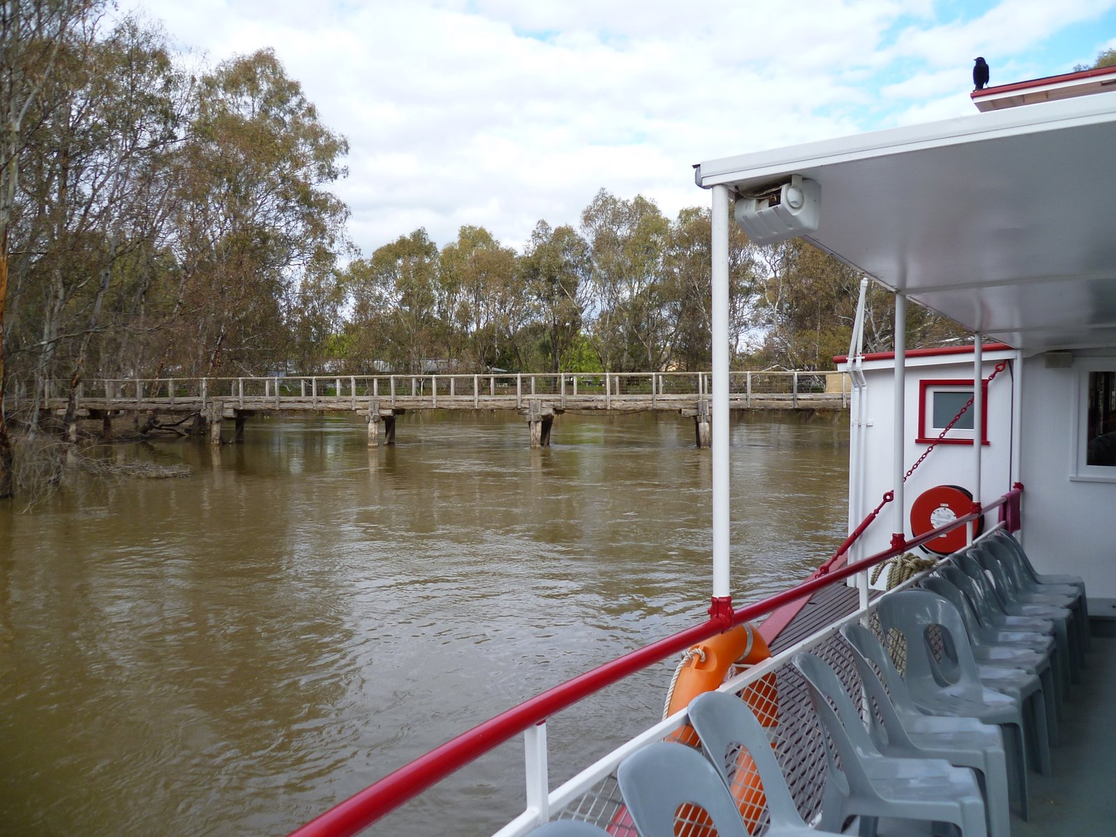 Witchwae on the Move: Pioneer settlement & cruise on Pyap paddle steamer