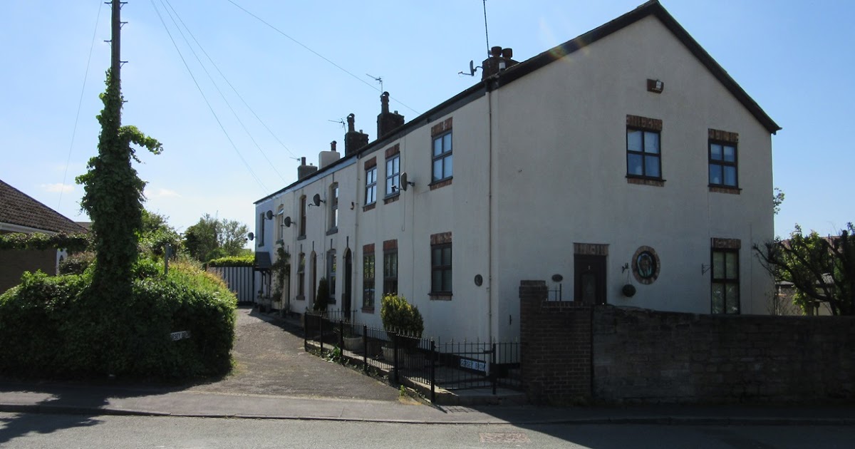 Chorley's Inns and Taverns: Standish - Golden Cross Beer House