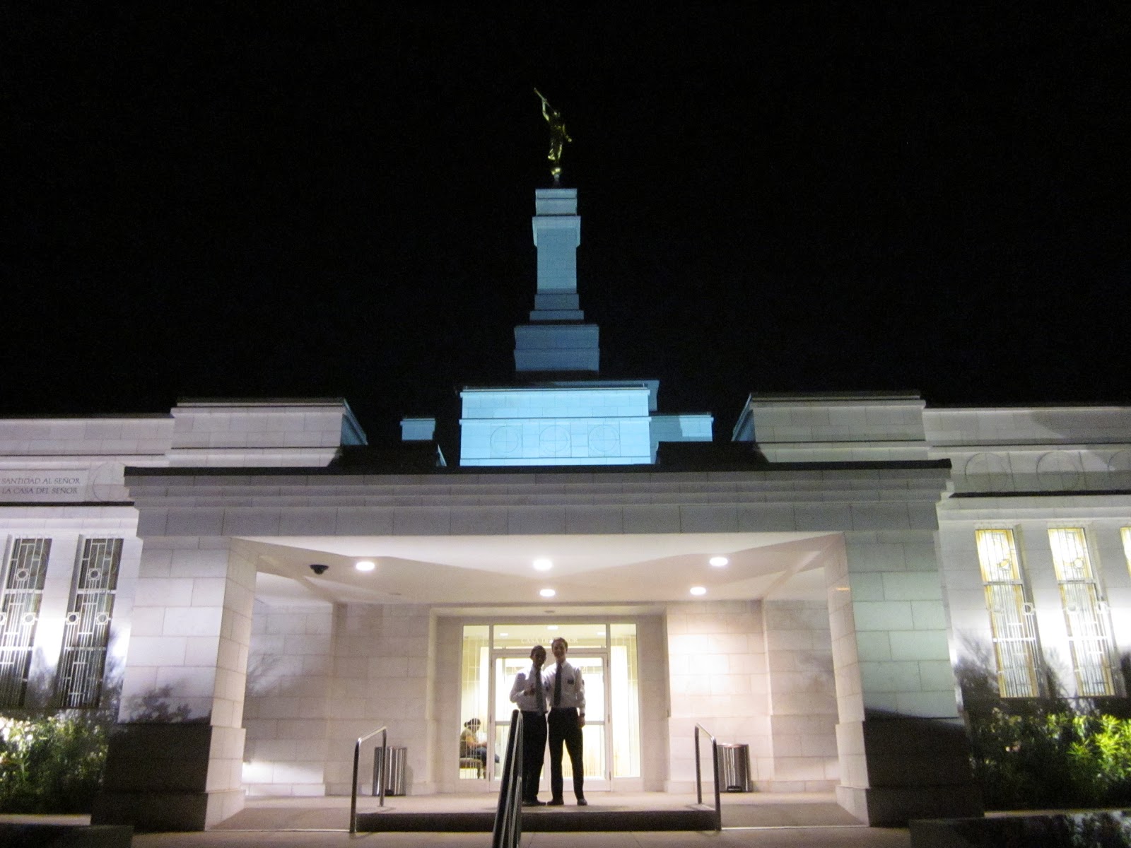 Elder Jaussi In Mexico: March 2013