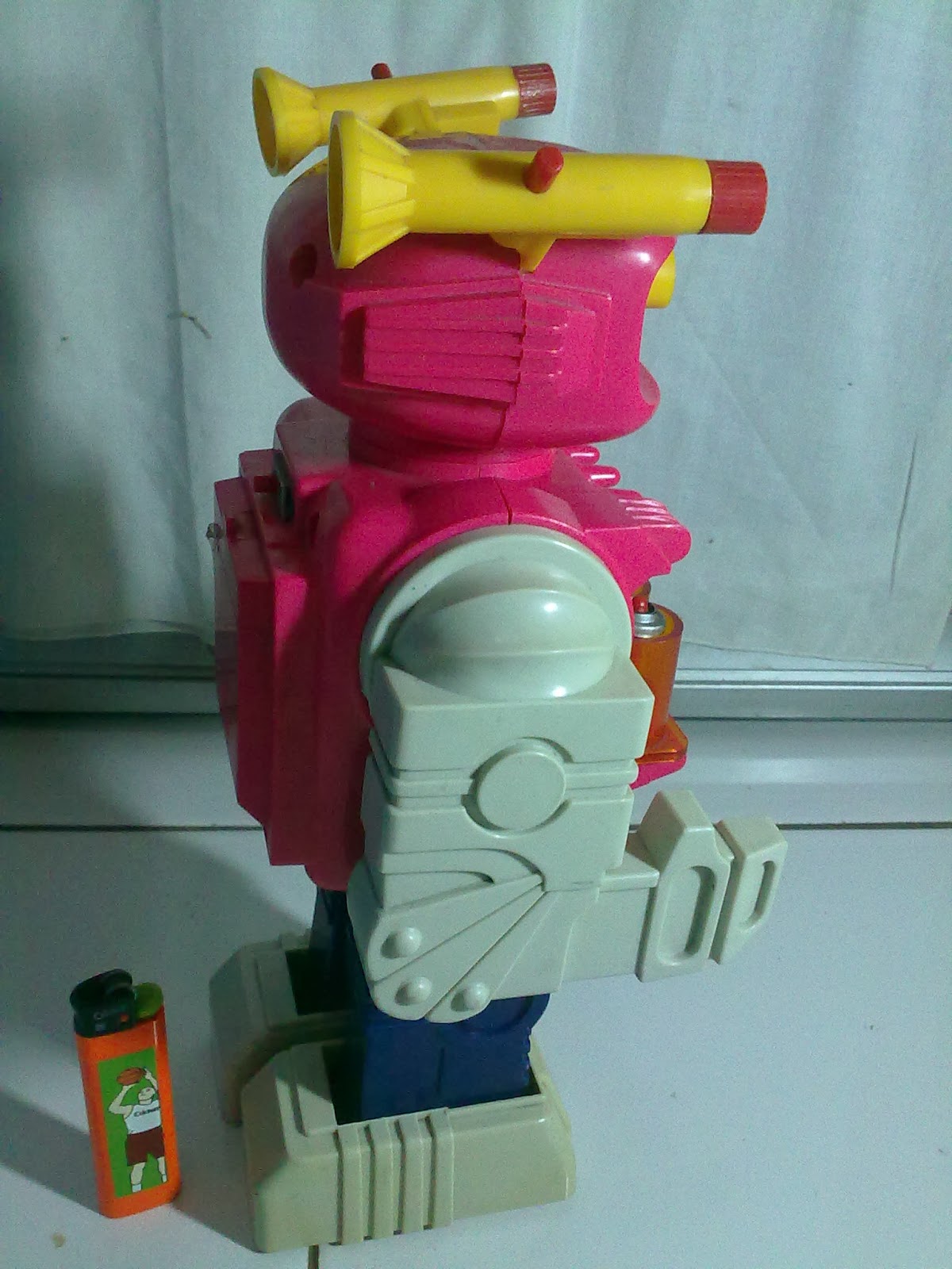 JADULCOLLECTIBLES: MAINAN JADUL ROBOT PISTON SPACE COMMANDER HONGKONG